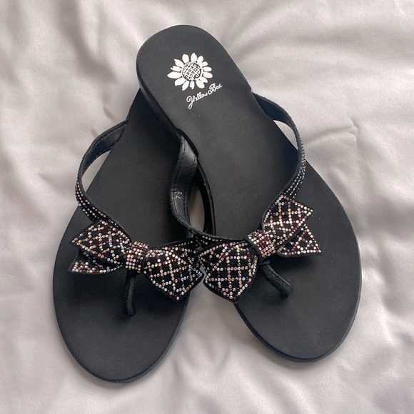 Yellow Box | Shoes | Gorgeous Yellow Box Flip Flop Black | Poshmark